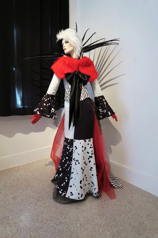 Exposition de costumes : habiller l'opéra