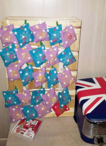 Calendrier de l'avent brodé (avec ces motifs gratuits)